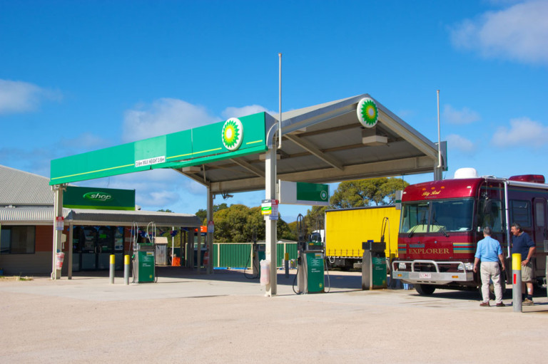 Border Village Roadhouse | Fuel, Accommodation & Caravan Park